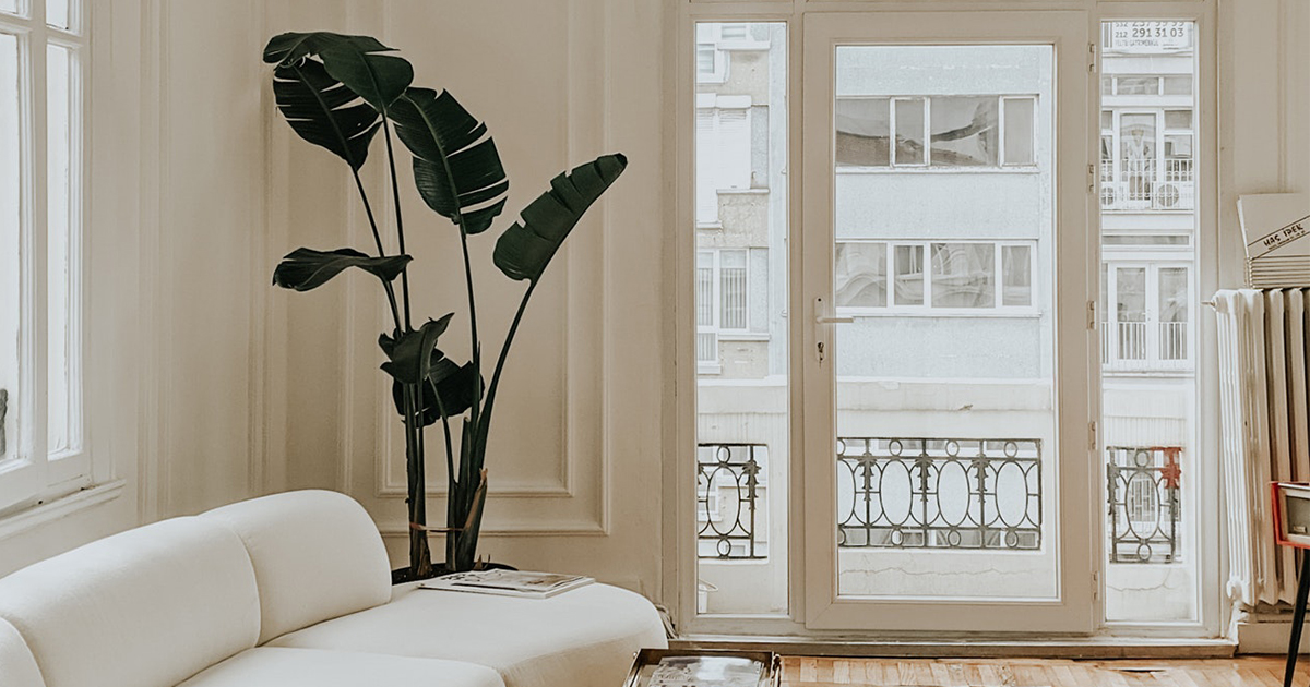 Choisir une porte balcon / porte fenêtre en PVC : un apport de lumière